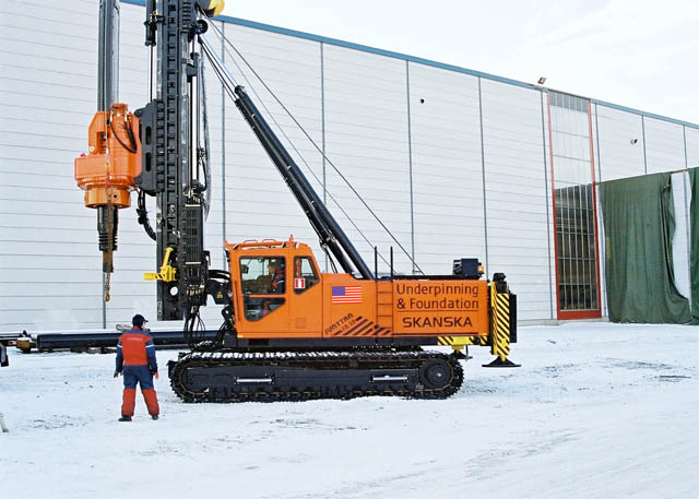 New hydraulic drilling rig combines high efficiency and easy handling ...
